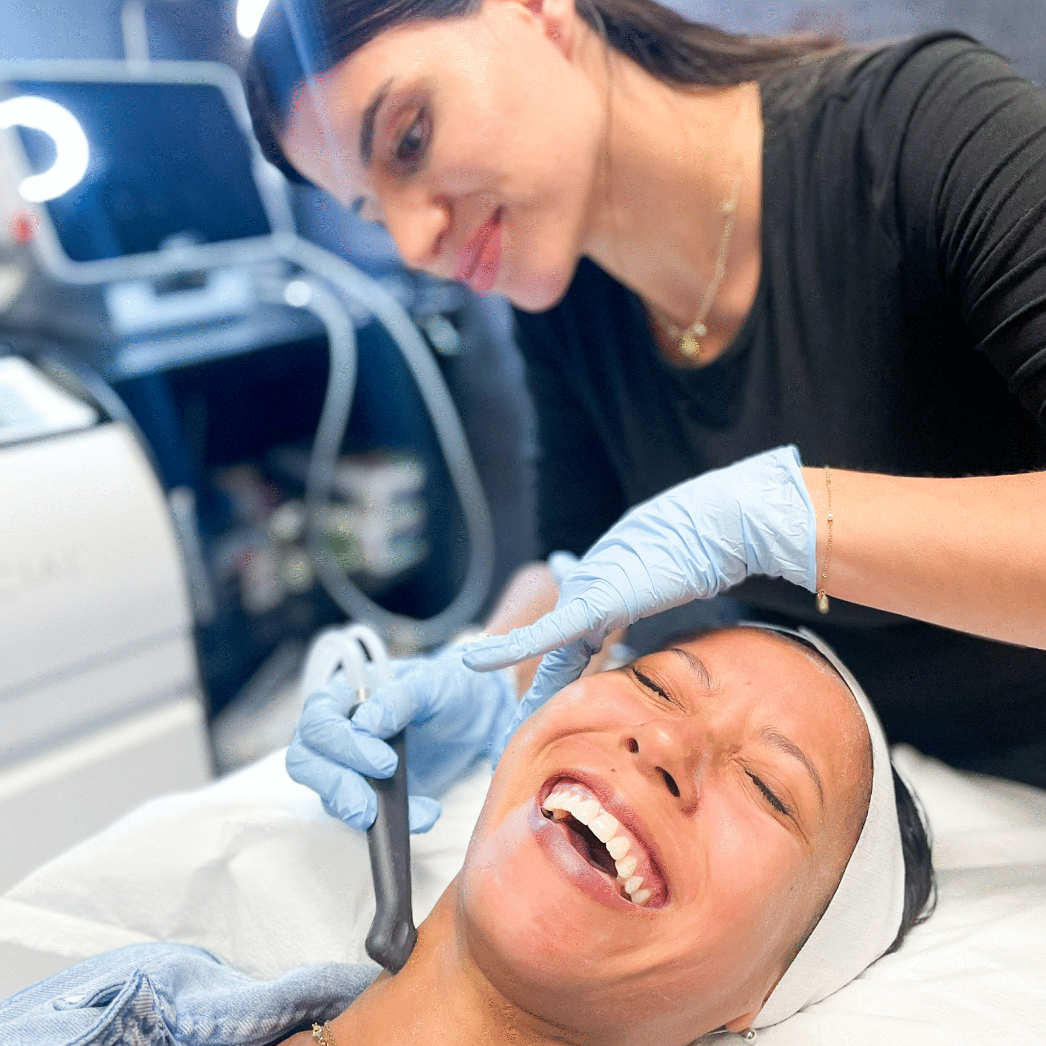 Best Facials for Summer 2025: Hydrafacial, Salt Facial, Aquagold, and ...